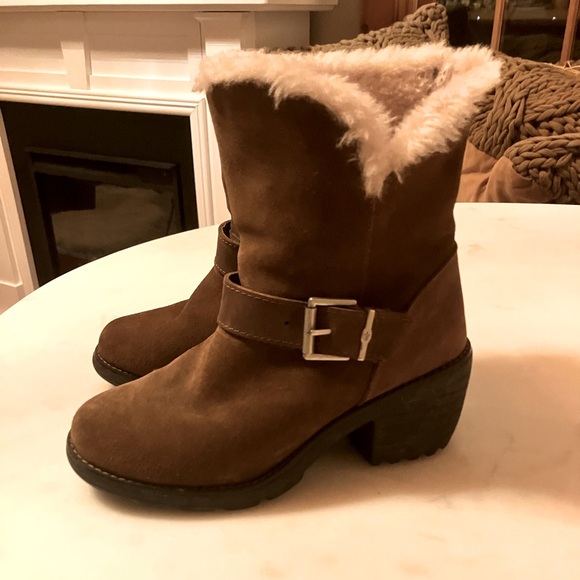 Shoes | Emu Colebrook Sheep Skinned Lined Boots With Three Inch Heel ...